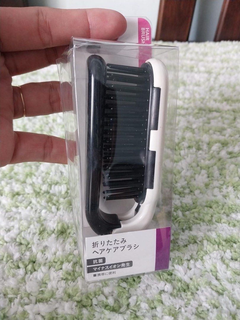 Cute comb japan new, Women's Fashion, Watches & Accessories, Hair ...