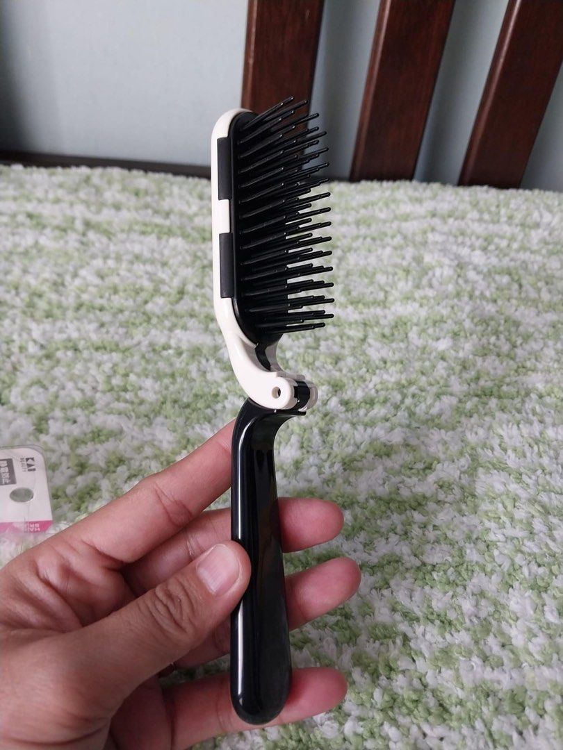 Cute comb japan new, Women's Fashion, Watches & Accessories, Hair ...