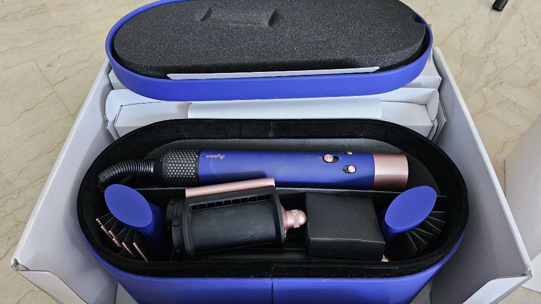 Dyson airwrap complete long, Beauty & Personal Care, Hair on Carousell