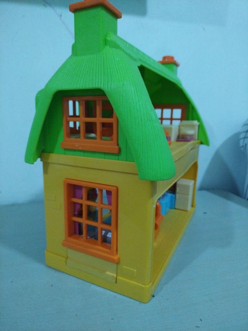 ELC doll house, Hobbies & Toys, Toys & Games on Carousell