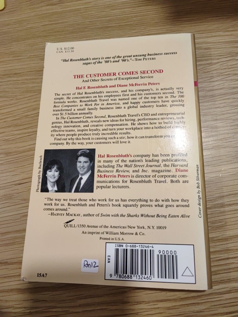 (ENG) The Customer Comes Second, Hobbies & Toys, Books & Magazines ...