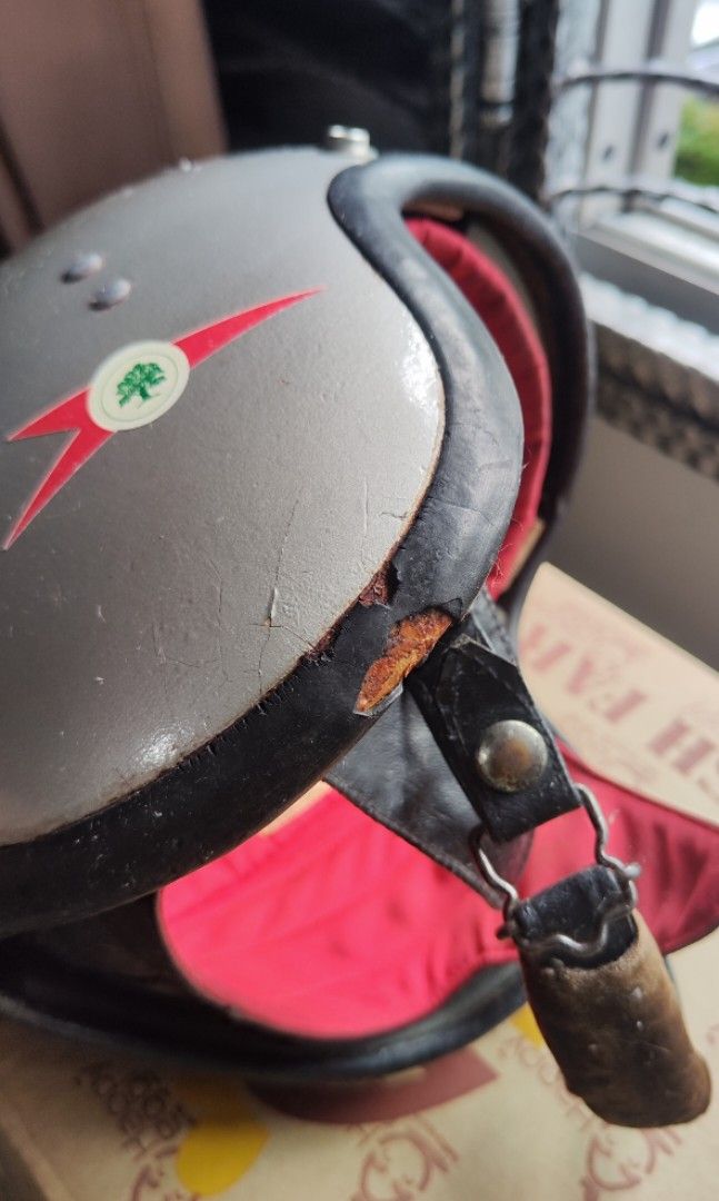 Everoak Retro helmet, Motorcycles, Motorcycle Apparel on Carousell