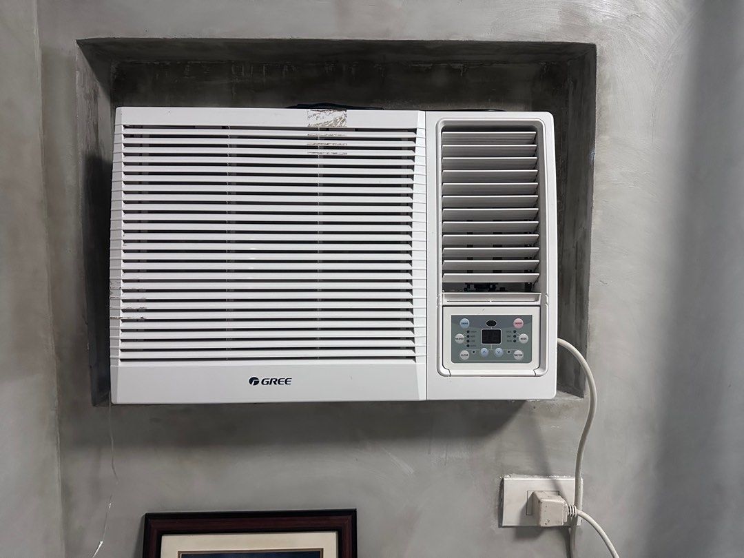 Gree 1HP inverter window type air conditioner with remote, TV & Home ...