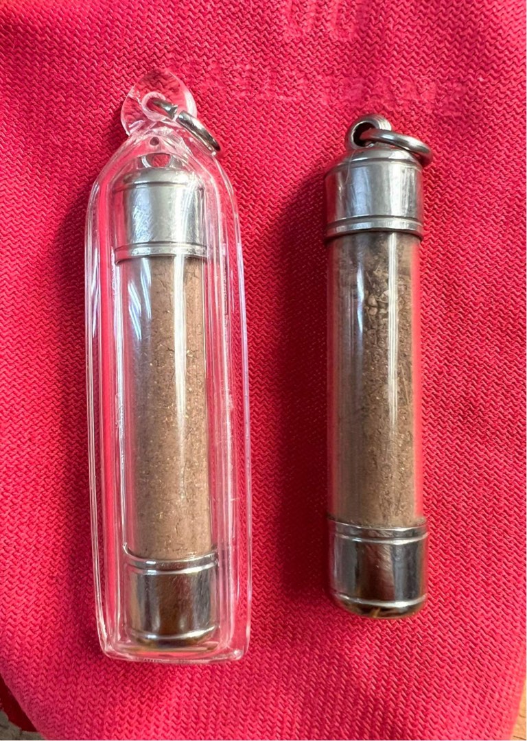 Hia Mao Er Ger Feng blessing powder., Hobbies & Toys, Memorabilia ...