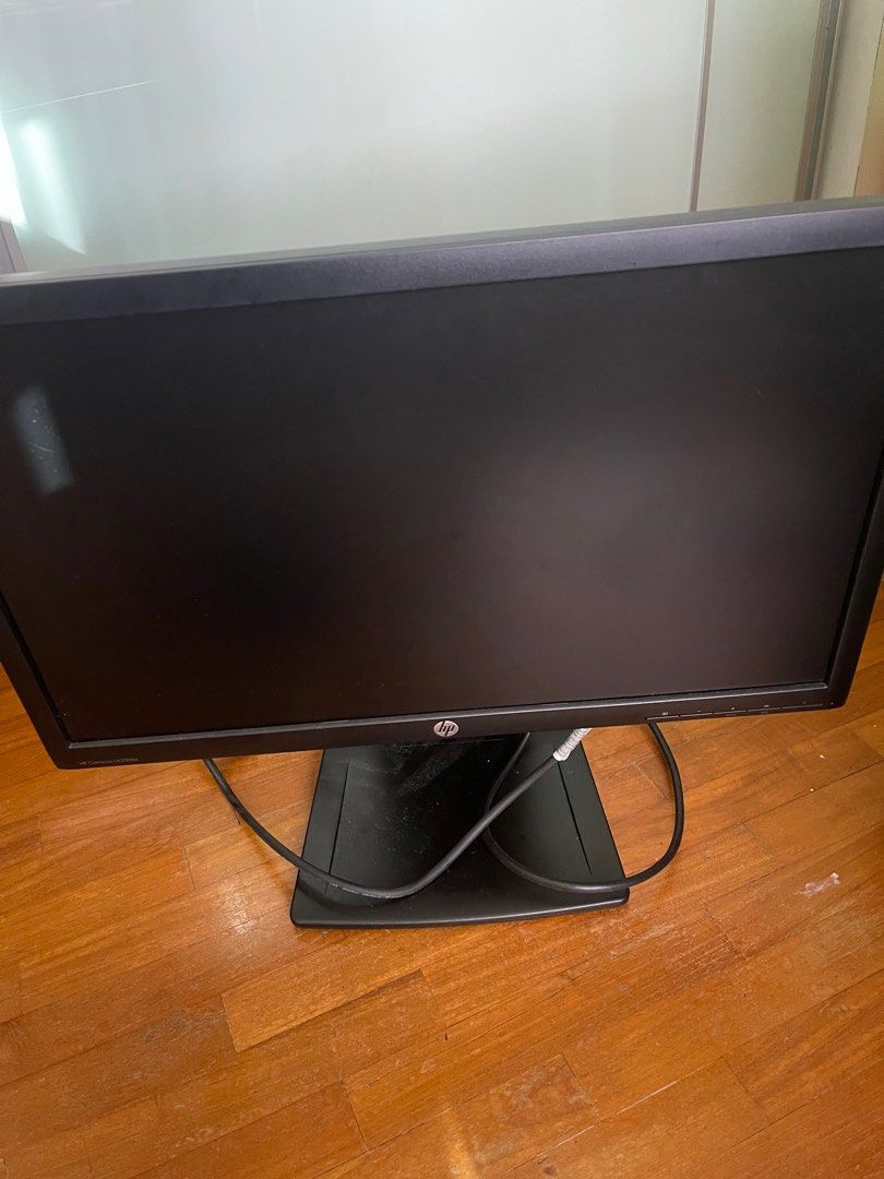 HP Monitor with bizlink cable, Computers & Tech, Desktops on Carousell