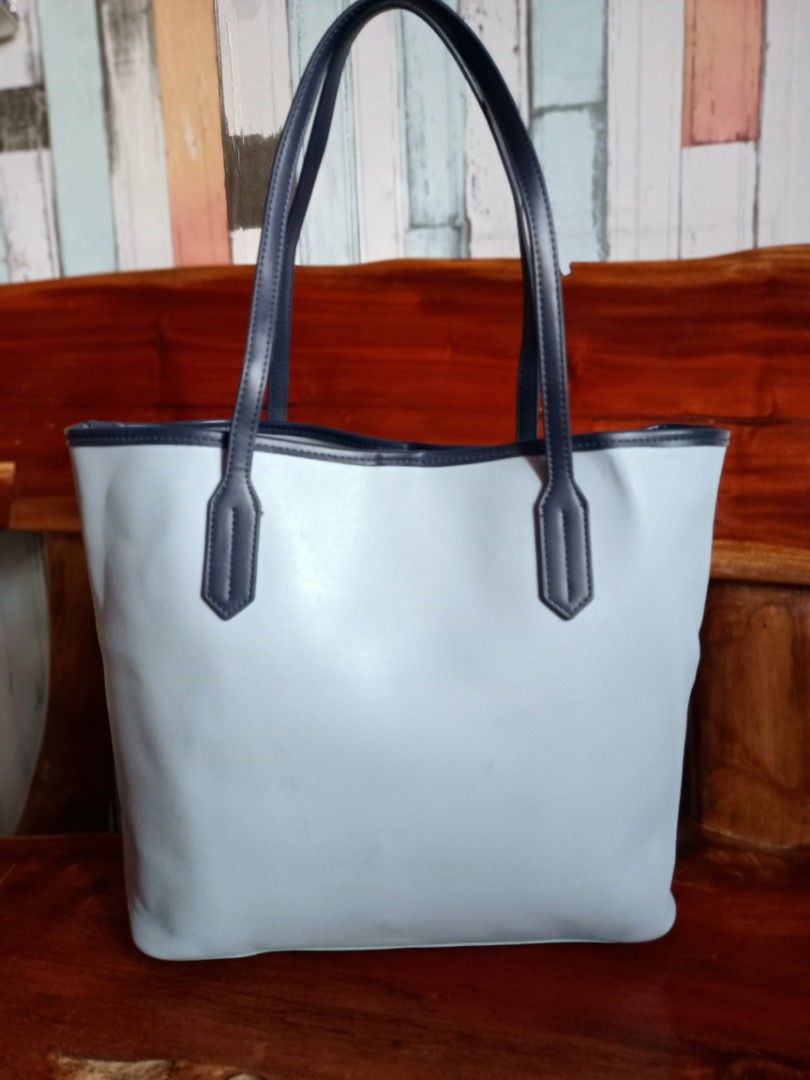 INFINITUS TOTE BAG, Women's Fashion, Bags & Wallets, Tote Bags on Carousell