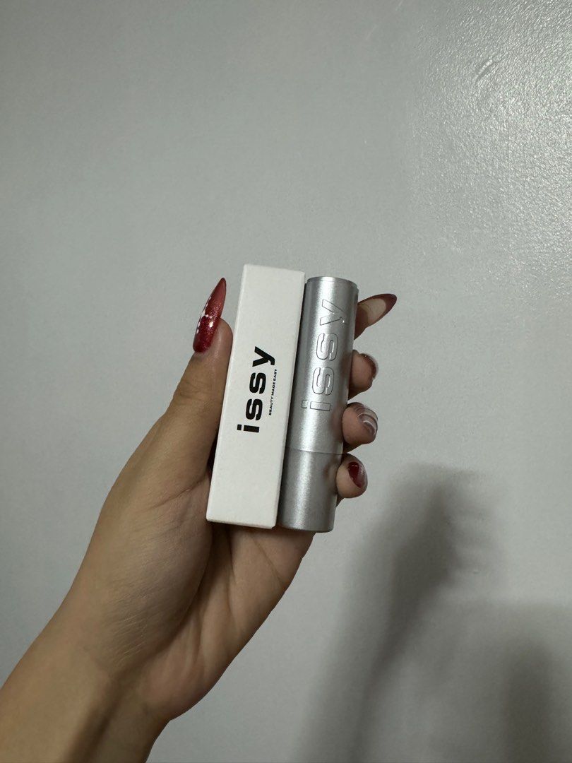 Issy Lip Bullet True Matte - Revenge, Beauty & Personal Care, Face ...