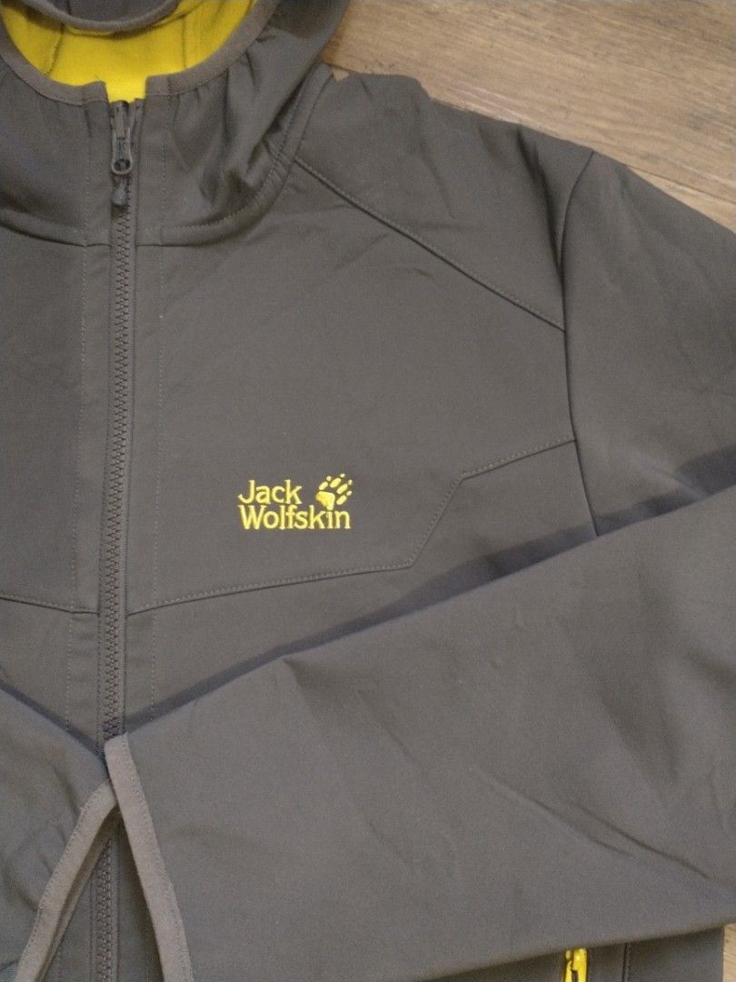 Jack Wolfskin Flex shield Softshell Waterproof Jacket, Men's Fashion, Coats, Jackets and ...