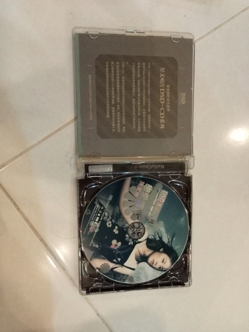 Kelly chen CD, Hobbies & Toys, Music & Media, CDs & DVDs on Carousell