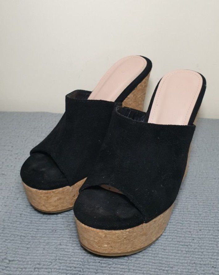 Laicigo Wedge Slide Faux Suede, Women's Fashion, Footwear, Wedges on ...