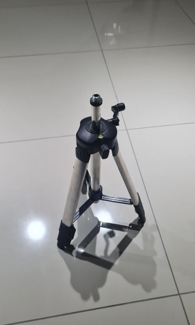 Laser Level Tripod, Photography, Photography Accessories, Tripods & Monopods on Carousell