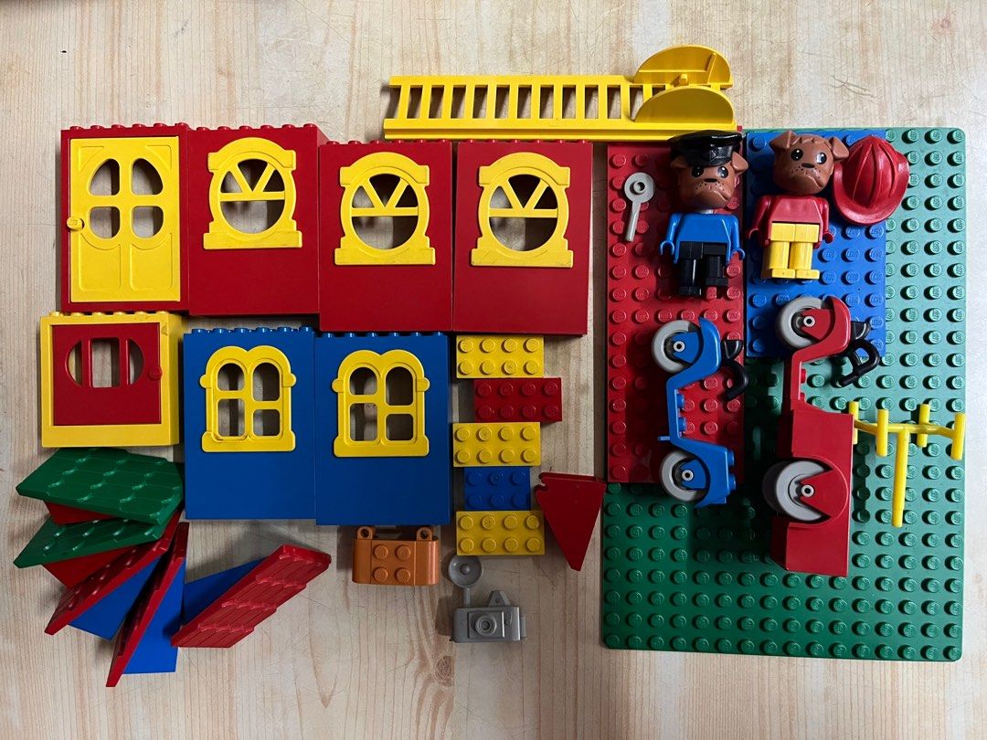 Lego Fabuland 3669, in 1982, fire and police station, Hobbies & Toys ...