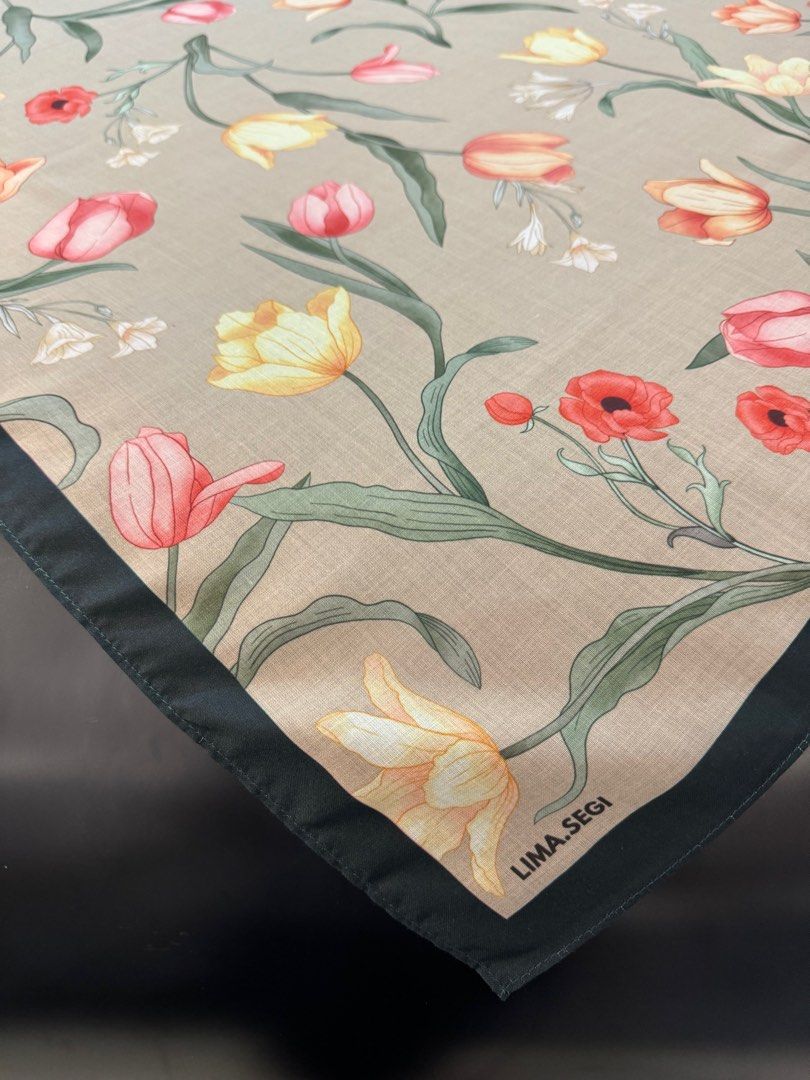 Lima Segi Bawal Tudung Cotton Anastacia, Women's Fashion, Muslimah ...