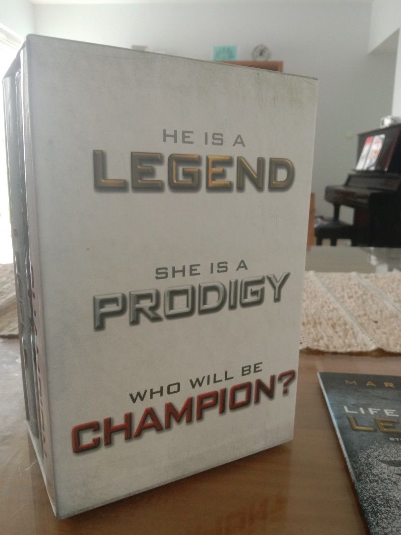 Marie Lu Legend Prodigy Champion, Hobbies & Toys, Books & Magazines ...
