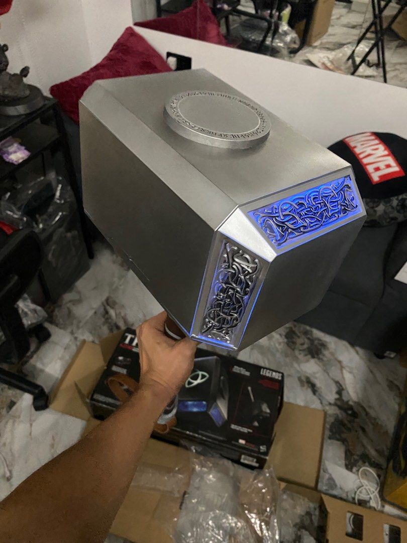 Mjolnir Thor Hammer / LifeSize by Hashbro, Hobbies & Toys, Toys & Games ...