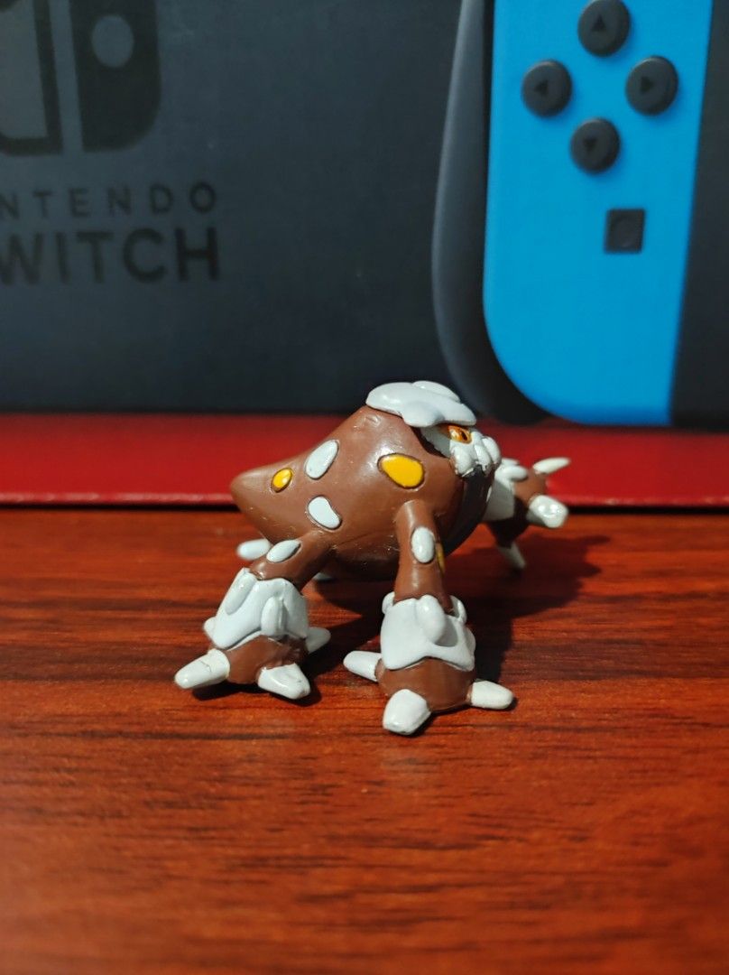 Pokemon Figure - Heatran, Hobbies & Toys, Toys & Games on Carousell