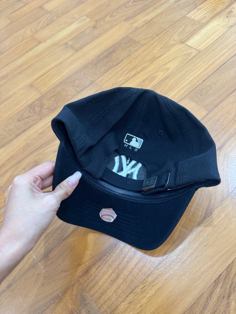 Original mlb hat, Men's Fashion, Watches & Accessories, Cap & Hats on ...