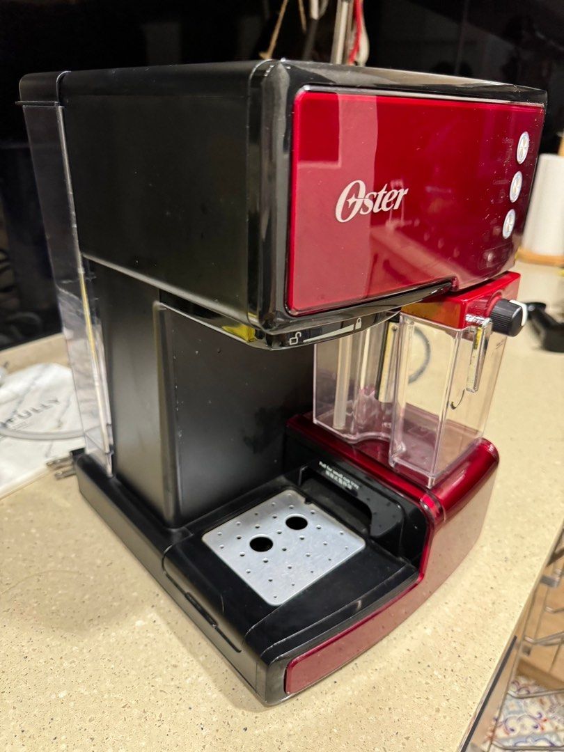 Oster coffee machine, 電視及其他電器 , 廚房用品, 咖啡機及咖啡壺在旋轉拍賣