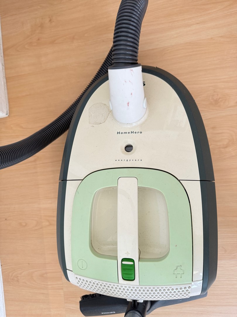 Philips vacuum cleaner (HomeHero), TV & Home Appliances, Vacuum Cleaner ...