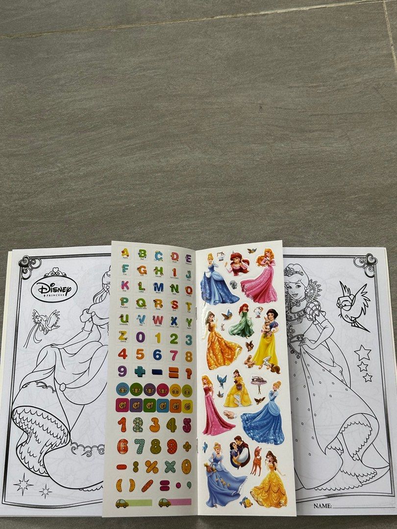 Princess Sticker Colouring Book 填色簿, 興趣及遊戲, 書本 & 文具, 小朋友書 - Carousell