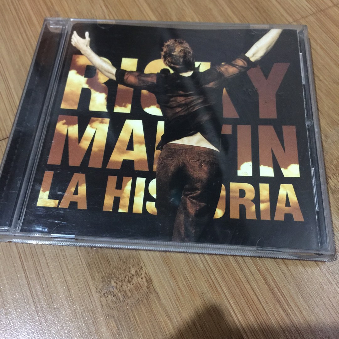 Ricky Martin La Historia CD authentic, Hobbies & Toys, Memorabilia ...