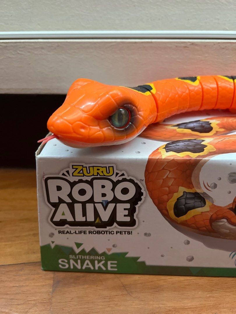 Robo Alive Slittering Snake by Zuru, Hobbies & Toys, Toys & Games on ...