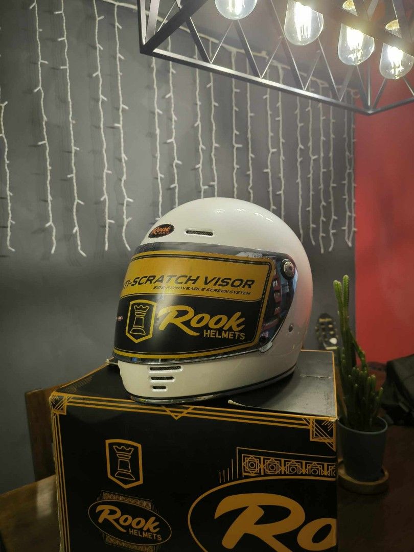 Rook helmet, Motorbikes, Motorbike Parts & Accessories, Helmets and ...
