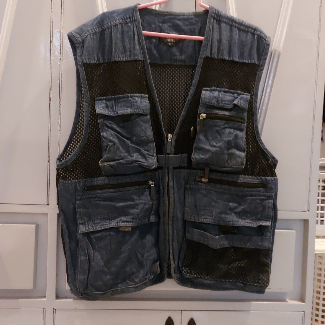 RUCK DAM UTILITY MULTIPOCKET VEST, Men's Fashion, Tops & Sets, Vests on ...