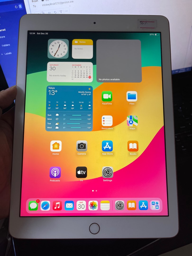 Rush!!! iPad 6th Gen 128gb cellular any sim fu, Mobile Phones & Gadgets ...