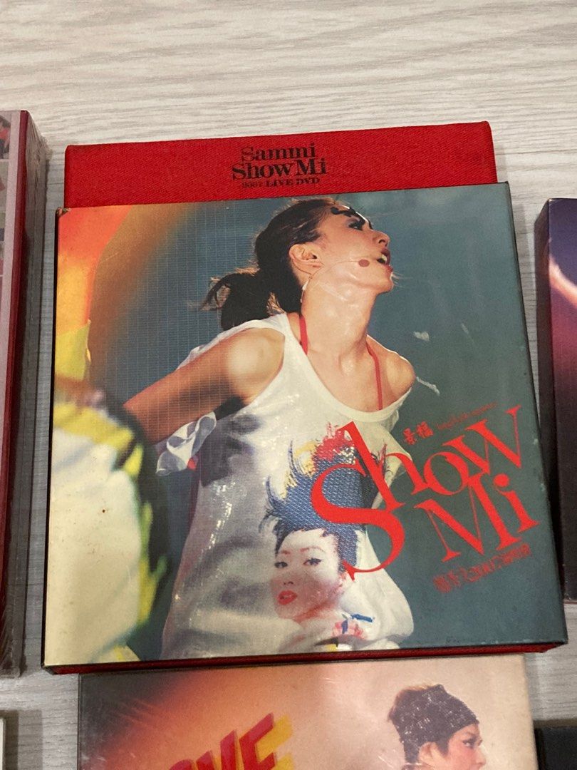 鄭秀文Sammi演唱會dvd /vcd set / 雜錦CD set/ 電影VCD, 興趣及遊戲, 音樂、樂器 & 配件, 音樂與媒體 - CD 及 DVD - Carousell