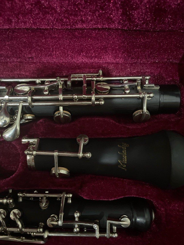 Semi professional C key oboe, Hobbies & Toys, Music & Media, Musical ...