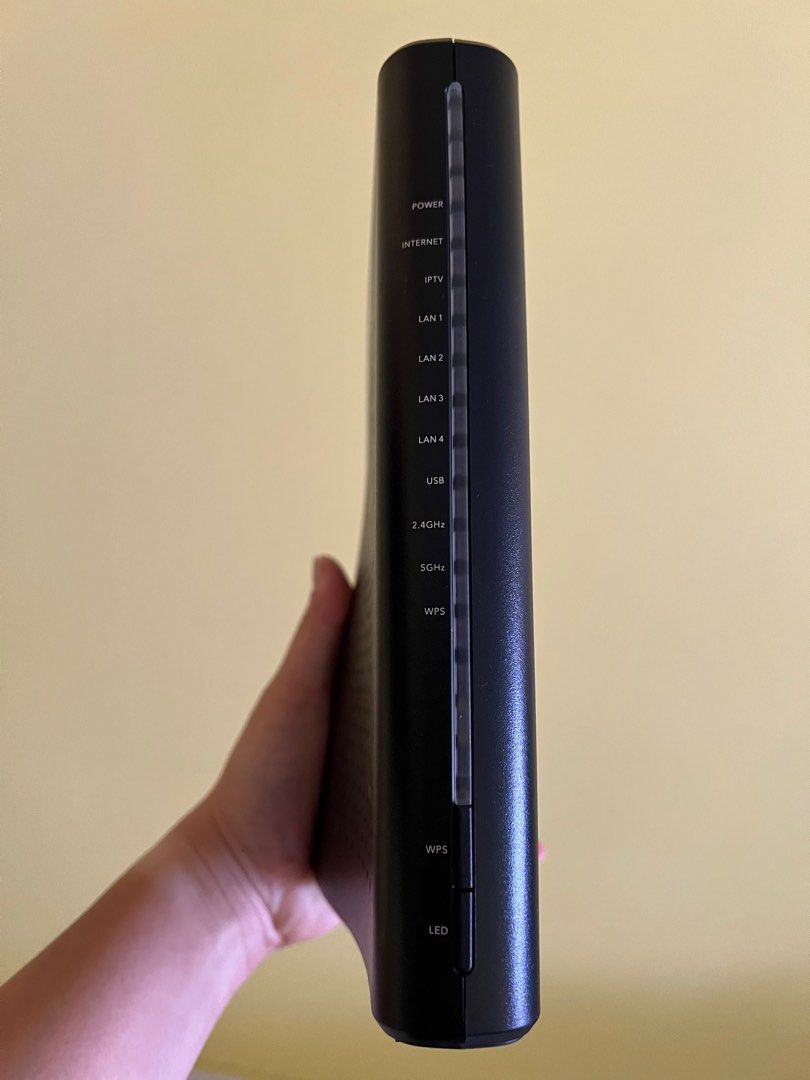 Singtel 1Gbps fibre broadband, Mobile Phones & Gadgets, Other Gadgets on Carousell