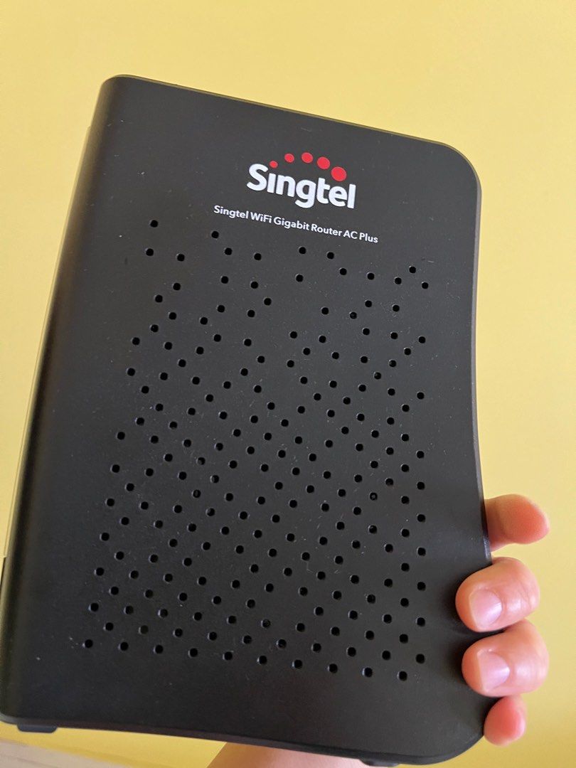 Singtel 1Gbps fibre broadband, Mobile Phones & Gadgets, Other Gadgets on Carousell