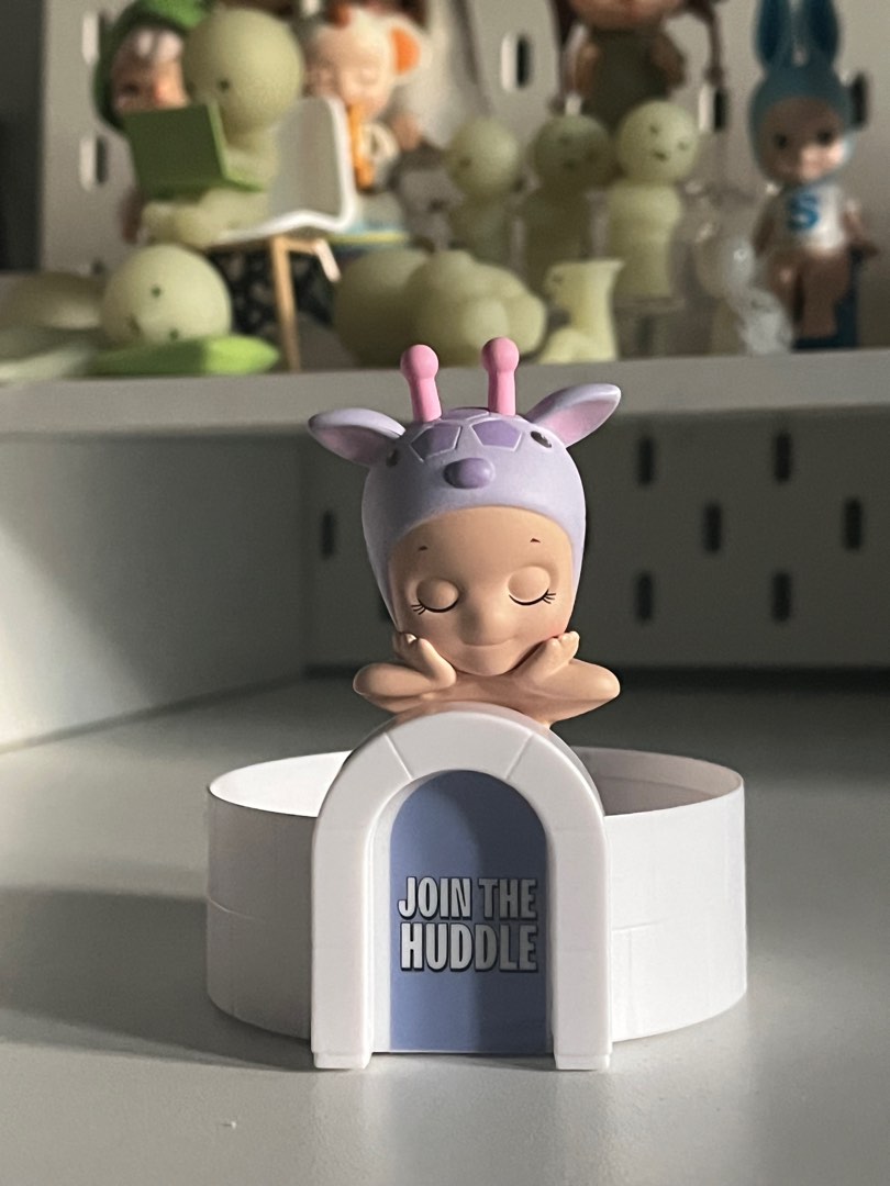 ( READ DESCRIPTION) SONNY ANGEL DREAMING HIPPER GIRAFFE SET, Hobbies ...