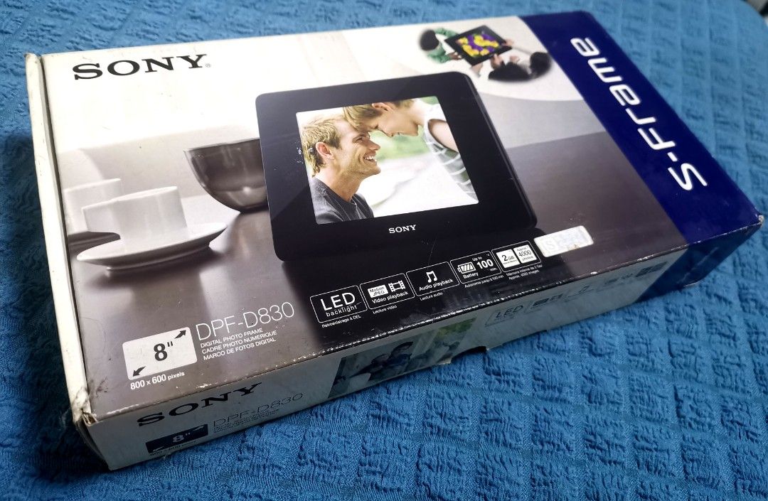 Sony 8" digital frame (photo/video display), Furniture & Home Living ...