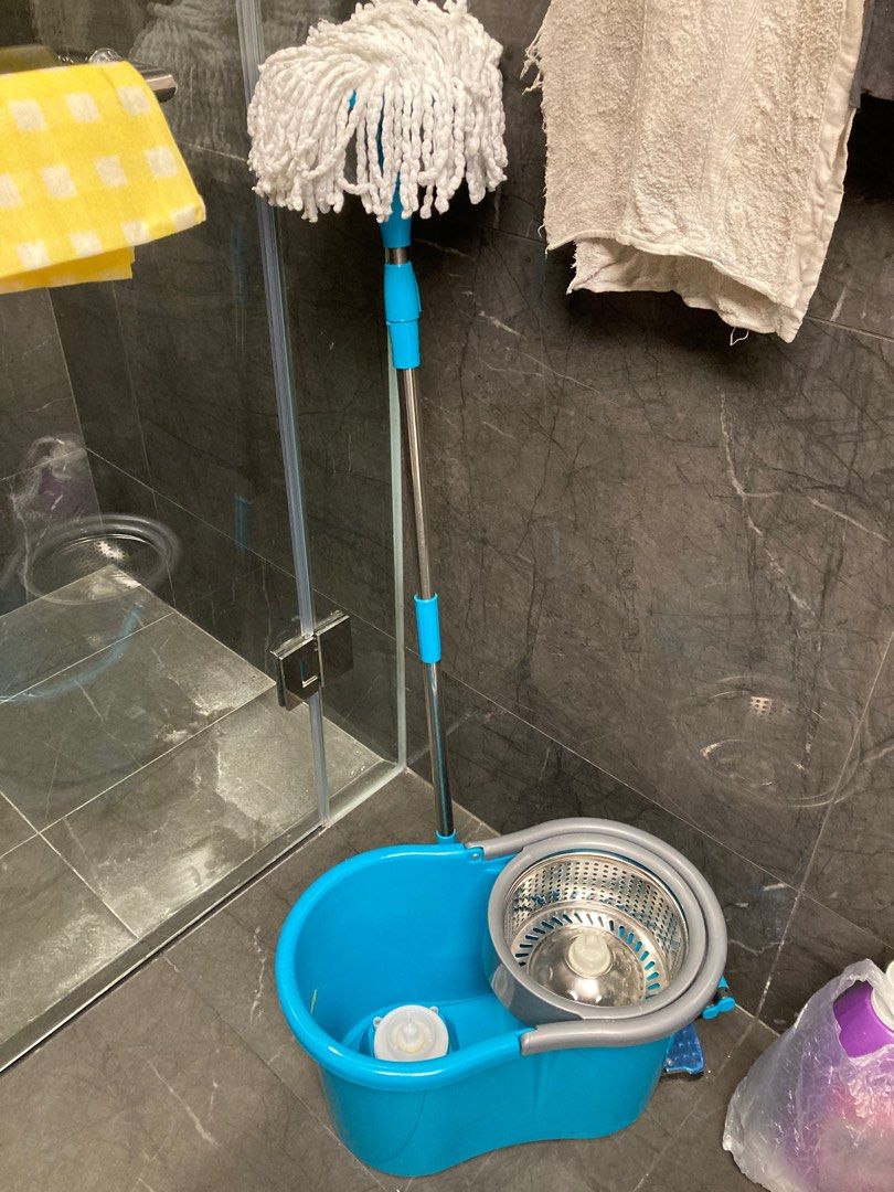 Spin N go spin mop, Furniture & Home Living, Cleaning & Homecare ...