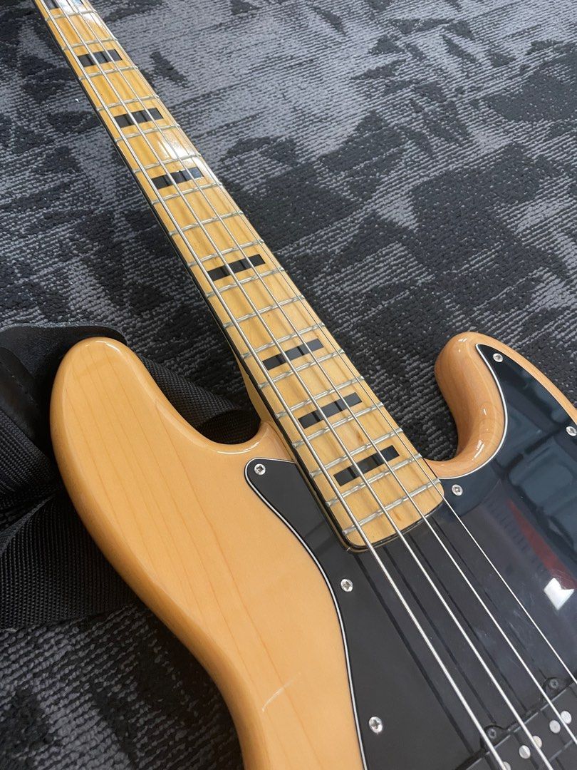 Squier Vintage Modified 70s 4 string jazz bass, Hobbies & Toys, Music ...