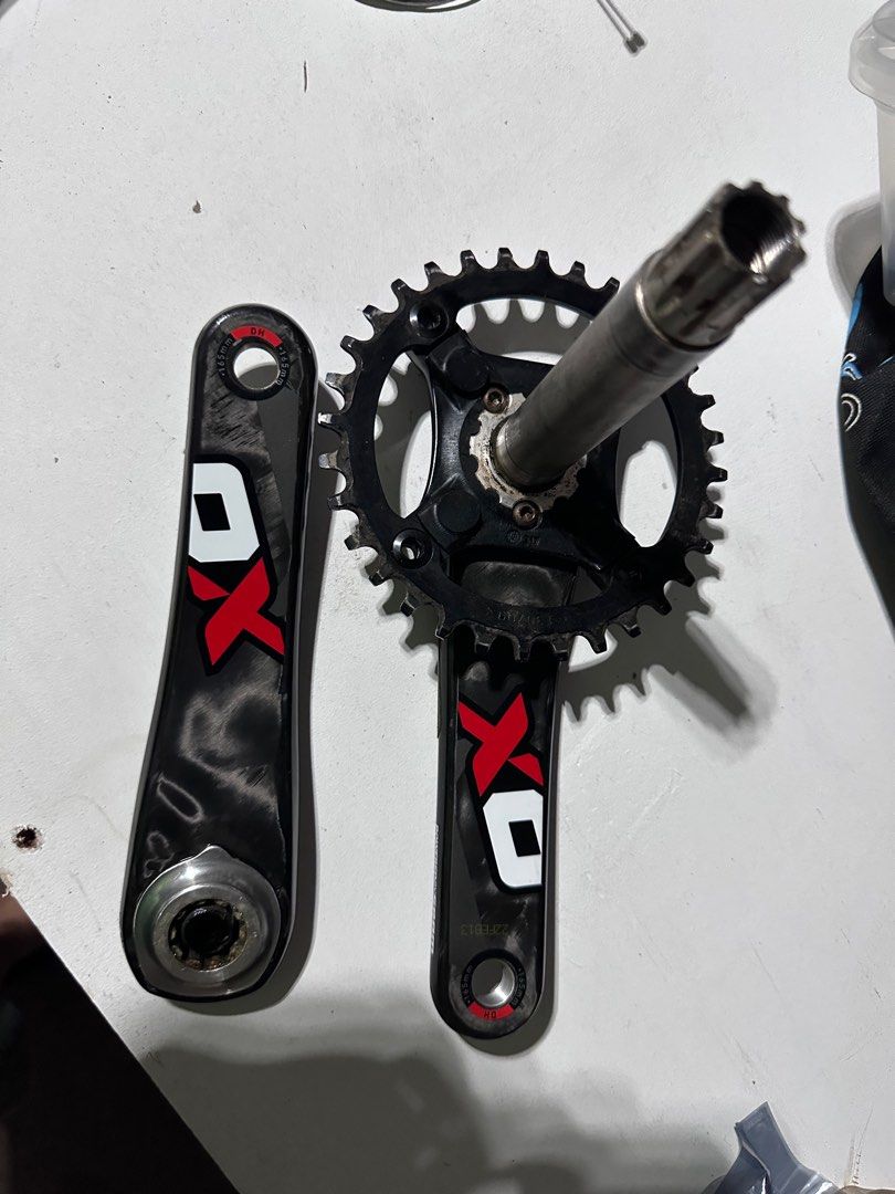 Sram XO carbon cranks 165mm DH, Sports Equipment, Bicycles & Parts ...