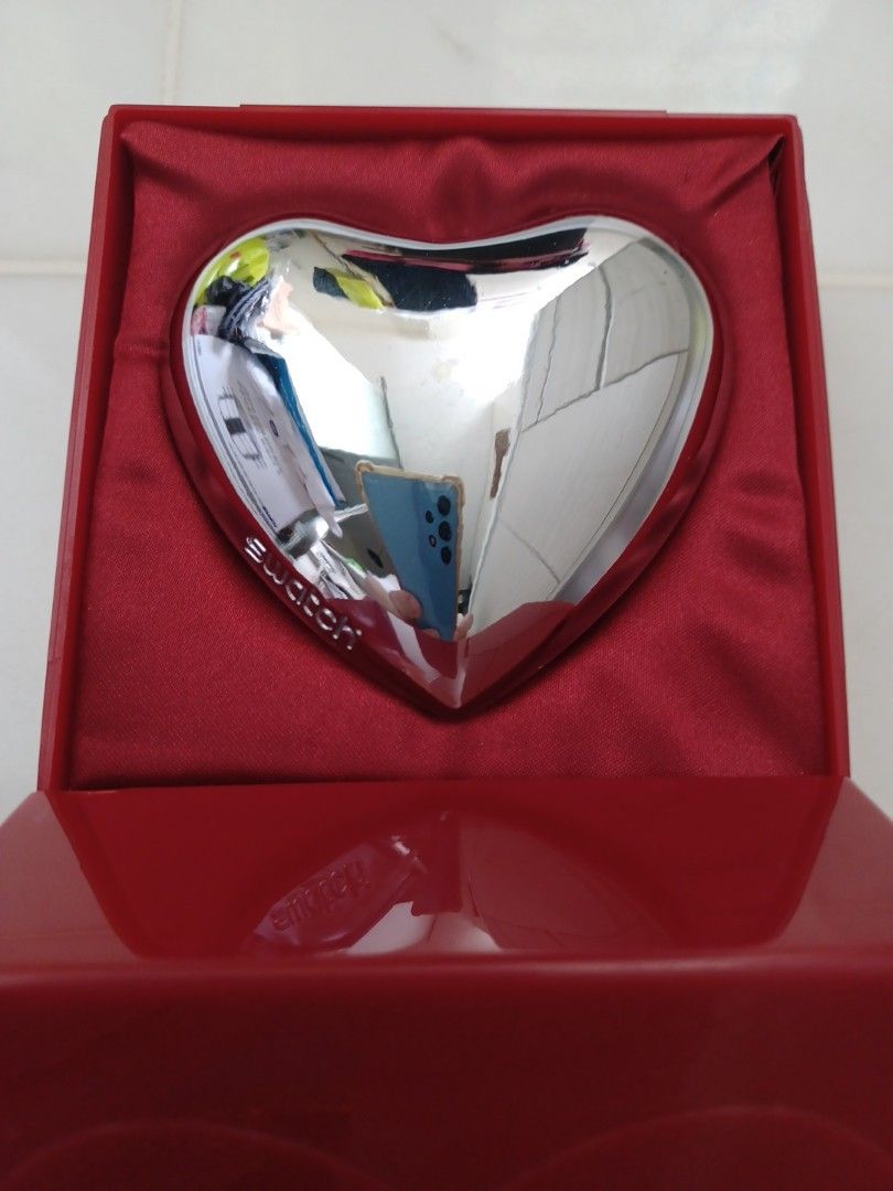 SWATCH Heart Bell Paper Weight, Hobbies & Toys, Stationery & Craft ...