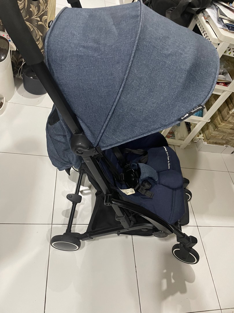 Tavo moving to easy with insert liner, Babies & Kids, Going Out ...