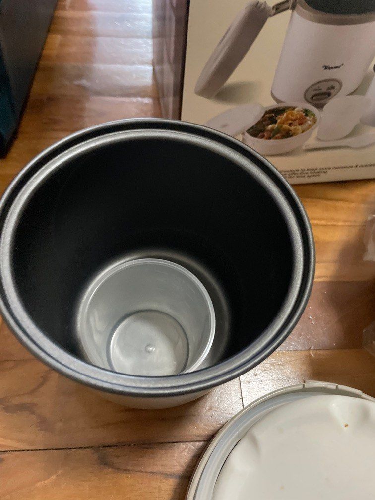 Toyomi Electric Rice Cooker/Warmer, TV & Home Appliances, Kitchen ...