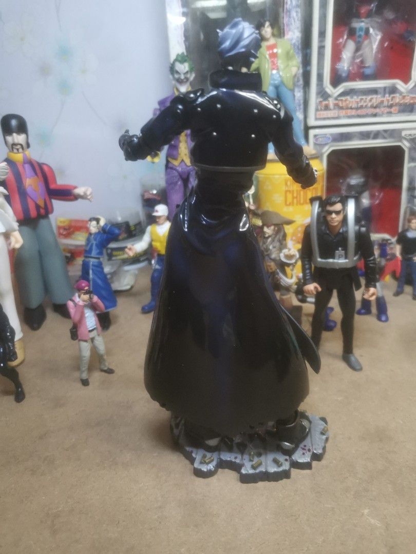 Trigun The Planet GunSmoke Kaiyodo Limited Black Edition Loose, Hobbies ...