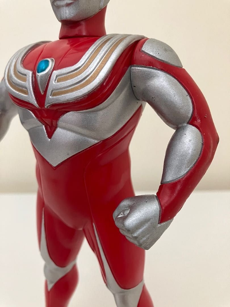 ULTRAMAN TIGA RED FORM-BATTERY OPERATED- ACTION FIGURE: 13CM height ...