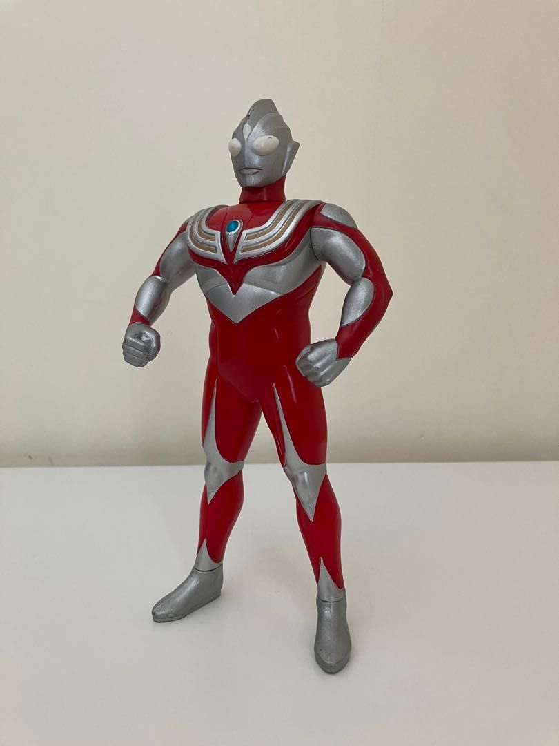 ULTRAMAN TIGA RED FORM-BATTERY OPERATED- ACTION FIGURE: 13CM height ...