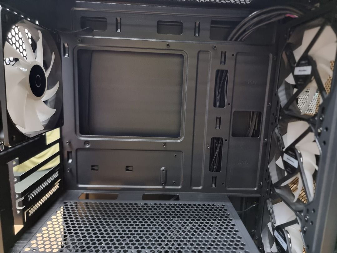 [used] Tecware Nexus Air M Argb Comes W 4 Argb Lighted Fans High Air