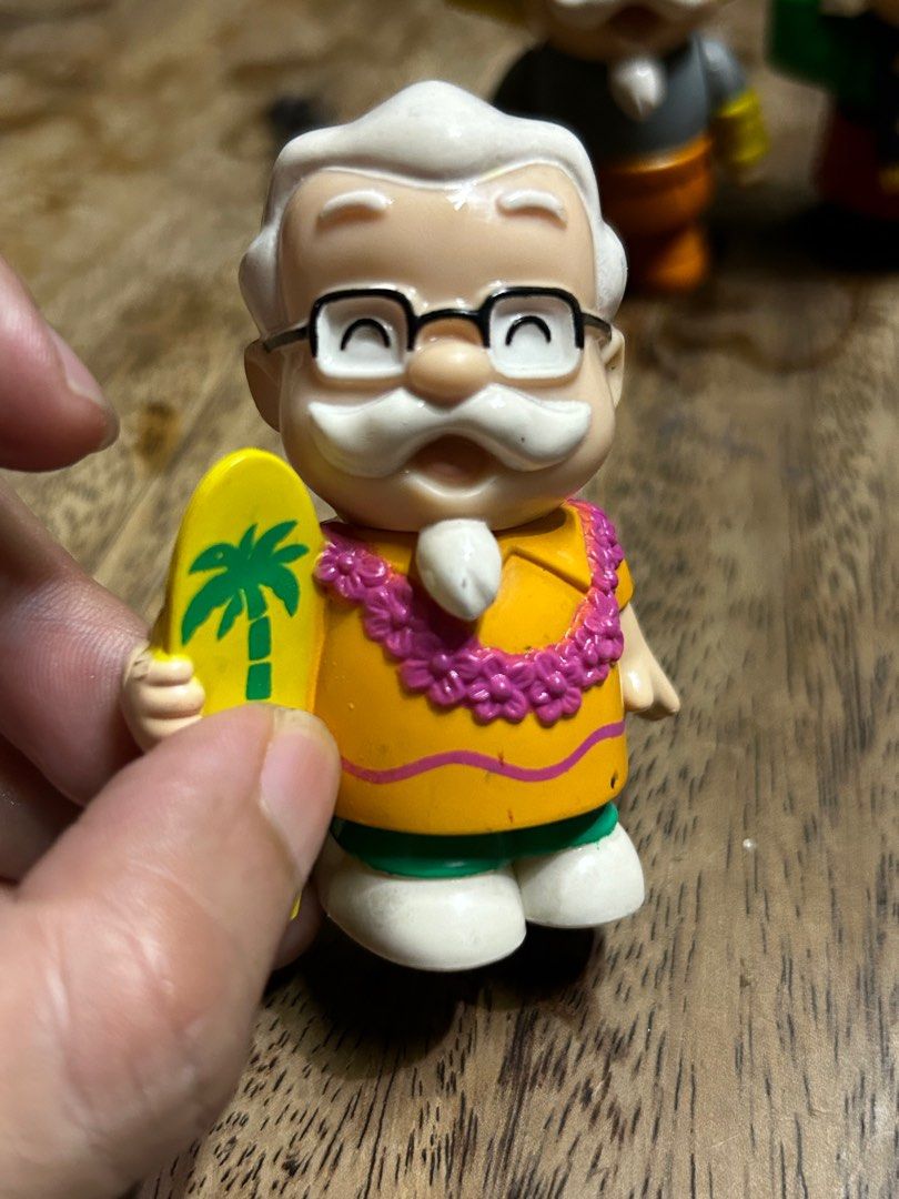 Vintage collectible! KFC Colonel Sanders Around the World 1999 toys set ...