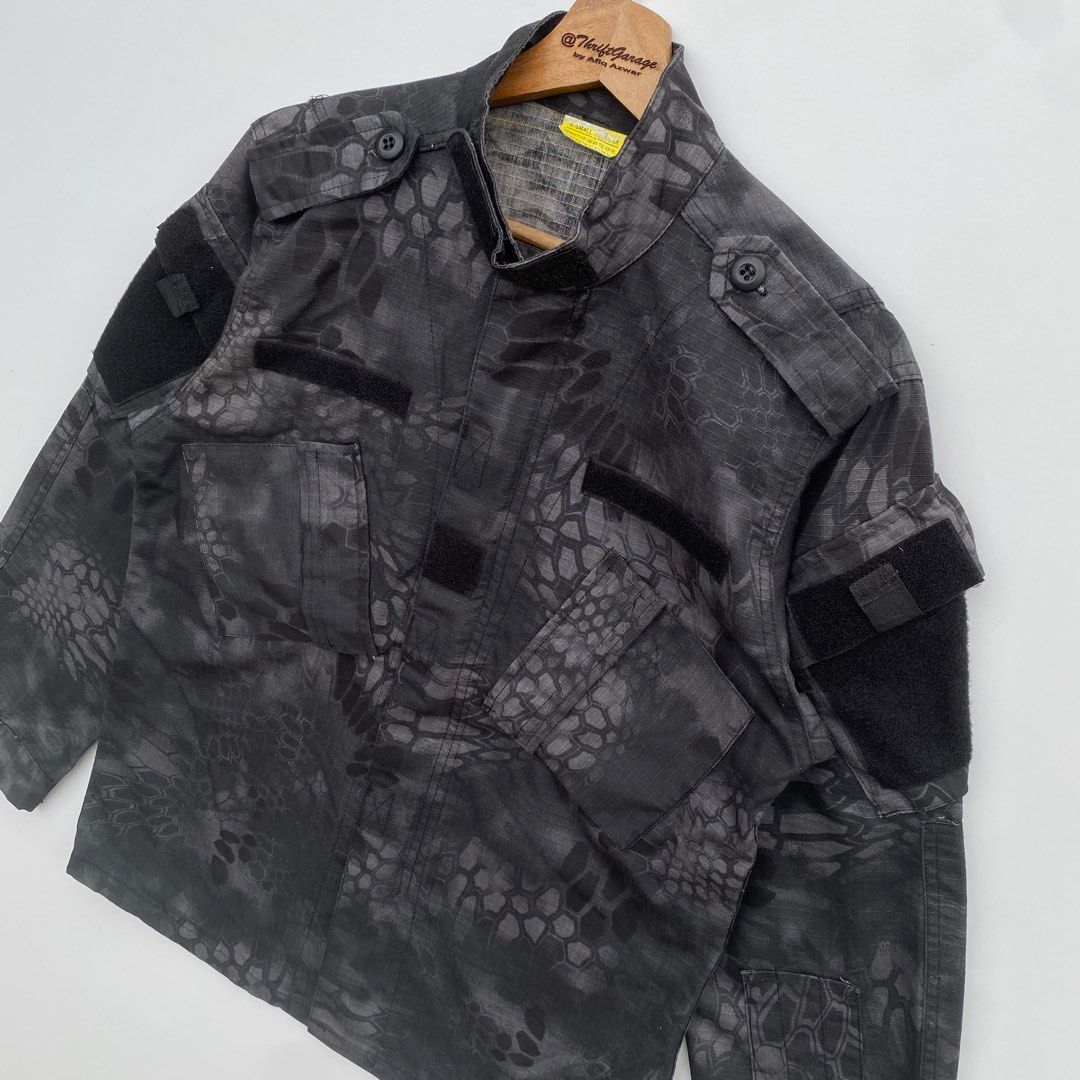 Vintage Snake Camouflage Military Tactical Combat Uniform, Men's ...