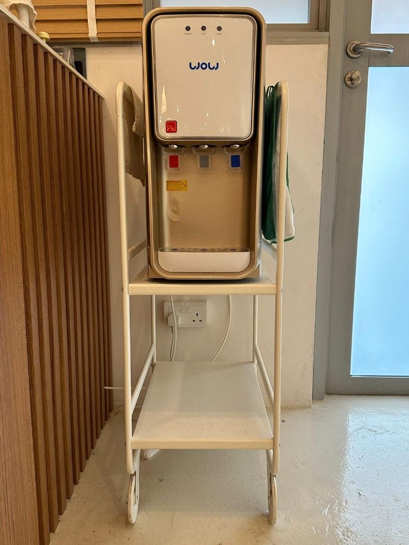 WOW Water Dispenser, TV & Home Appliances, Kitchen Appliances, Water ...