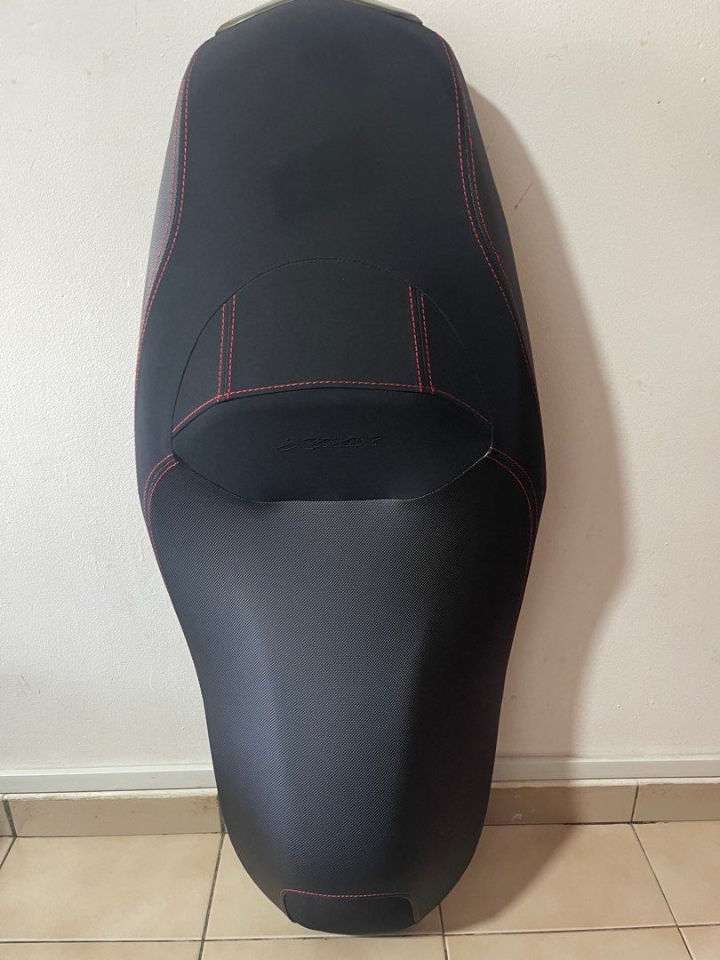Xmax original seat, Motorcycles, Motorcycle Accessories on Carousell