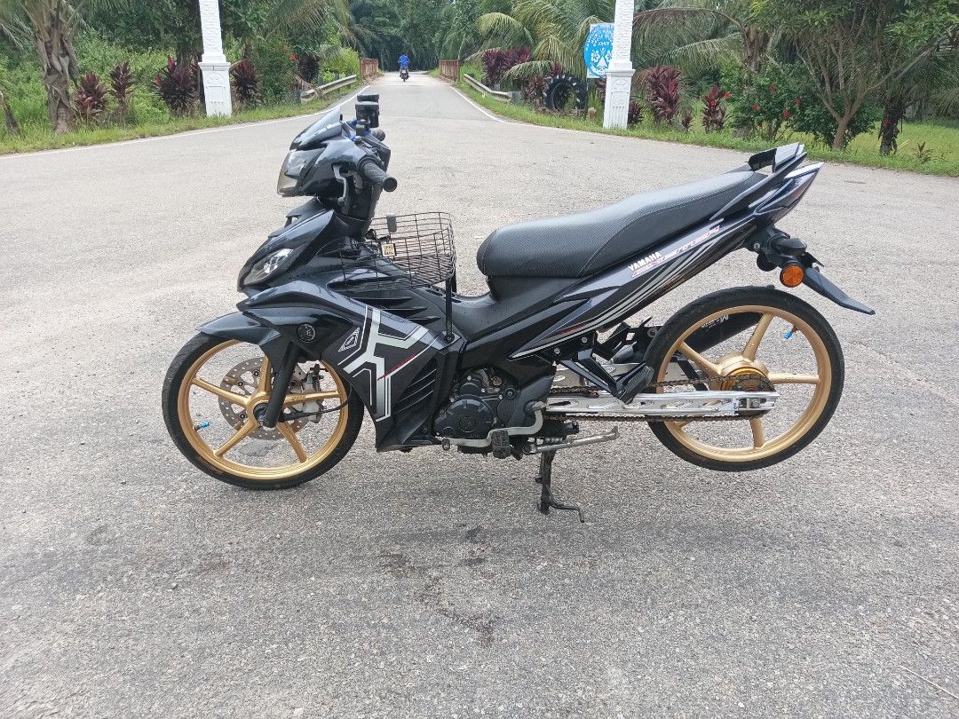 Yamaha LC135 v5, Motorbikes on Carousell